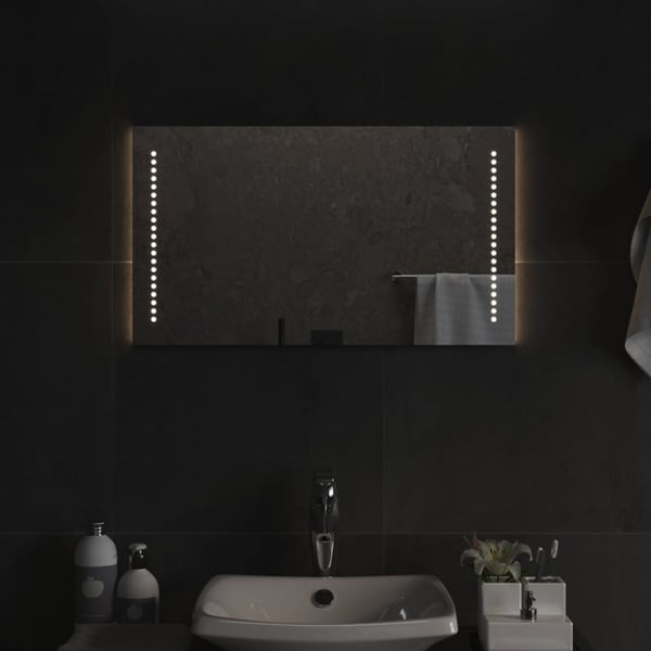 Badrumsspegel LED 70x40 cm | CDON
