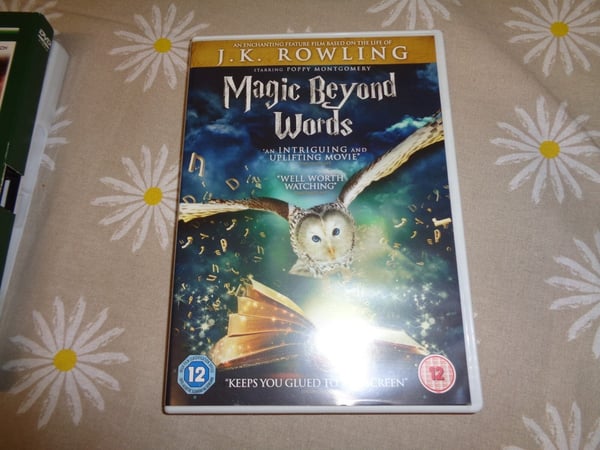 Magic Beyond Words - The J.K. Rowling Story med Poppy Montgomery DVD ...