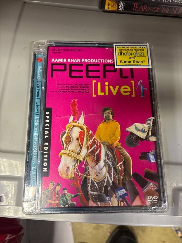 Peepli Live #12 DVD – Indisk satirisk komedi | CDON
