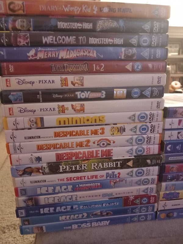 Barn-DVD-paket: 30 titlar med Disney, Pixar och Toy Story | CDON