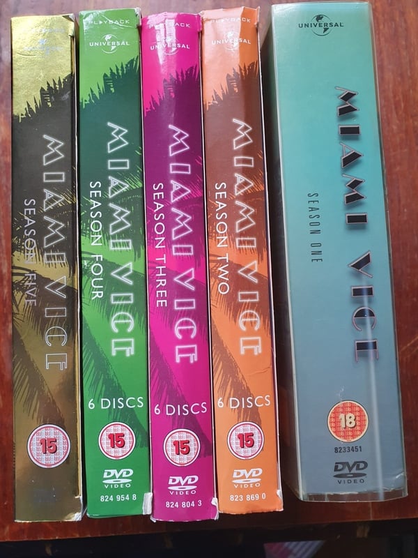 Miami Vice Complete Collection DISCS LOVELY UK+4 18cert 5439m 32 DVDS ...