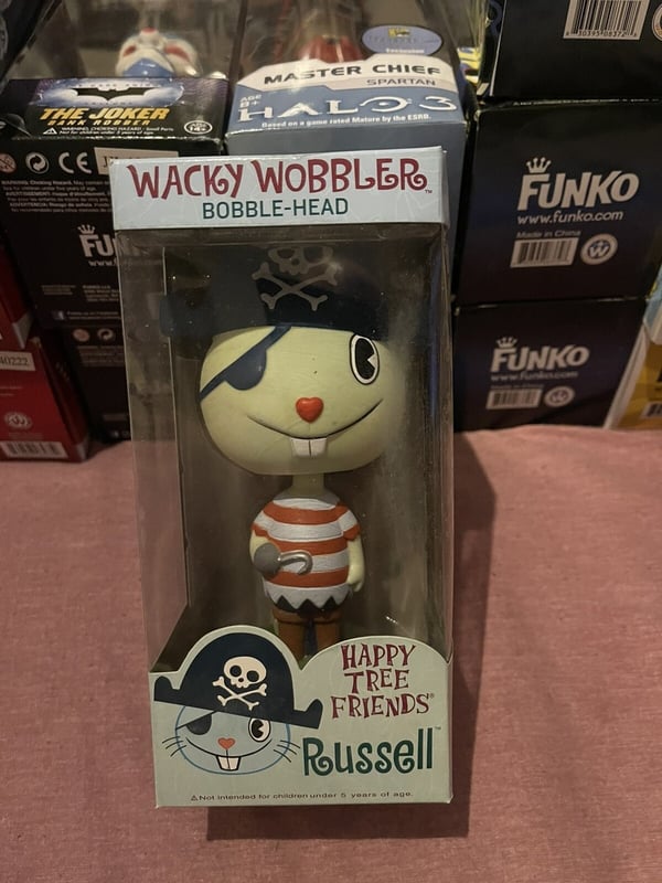 Russell Wacky Wobbler Happy Tree Friends Bobble Head Funko Brand New | CDON