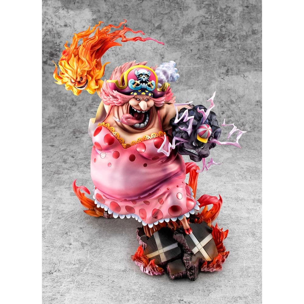 One Piece Charlotte Lin Lin Big Mom figure 36cm | CDON