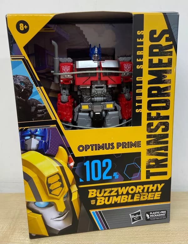 Transformers: Buzzworthy Bumblebee - Optimus Prime action figure - Studio Series | CDON