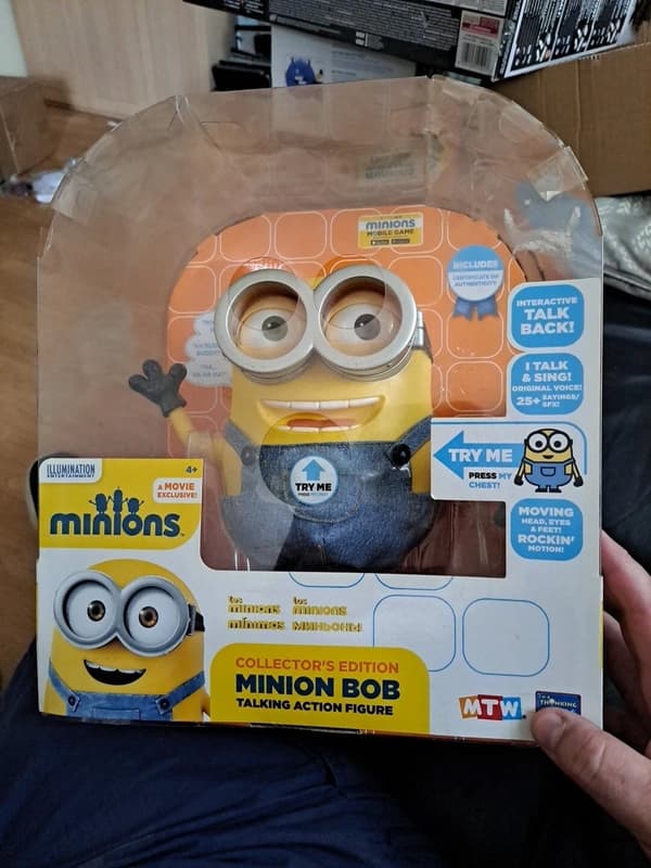 Collectors Edition Minion Bob Talking Action Figure - And Boxed | CDON
