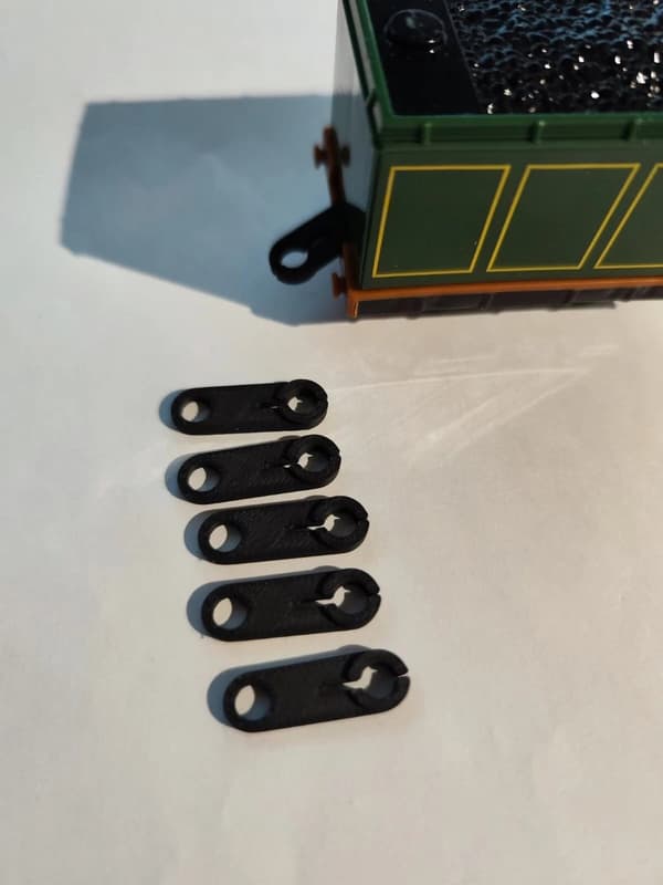 Thomas The Tank Engine Trackmaster Couplings x5 3D Printed In Matt ...