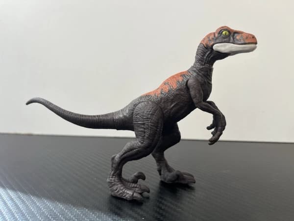 Mattel Jurassic World Dominion Capture and Crush Truck Velociraptor ...
