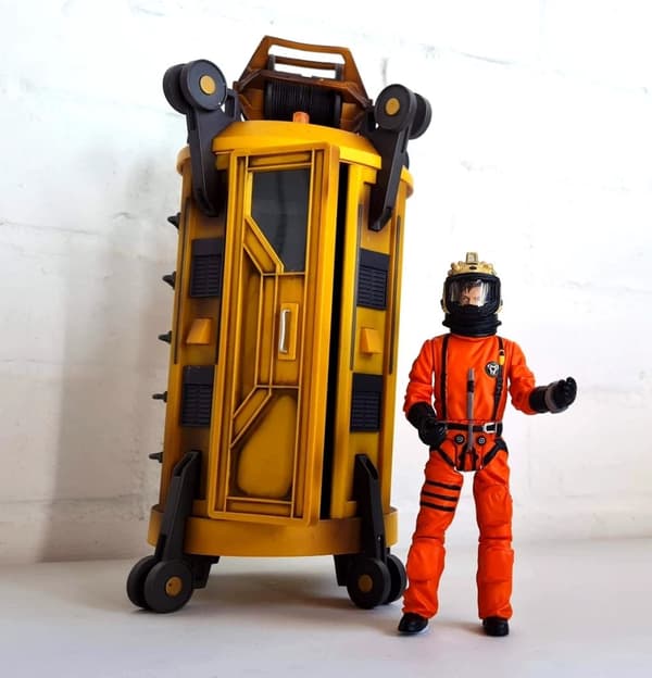 Doctor Who Tenth Doctor in Spacesuit Action Figure with Satan Pit Lift ...