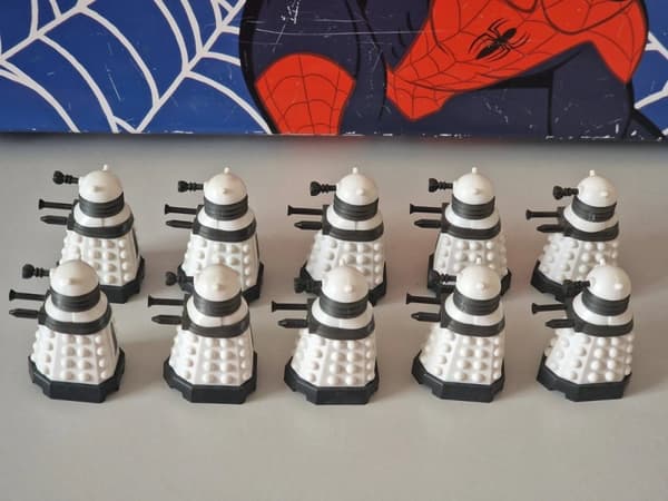 BUNDLE OF 10 DOCTOR WHO CHARACTER BUILDING WHITE DALEK MINI FIGURES ...