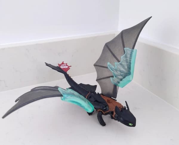 How to Train Your Dragon Toothless Power Dragon Ice Fling 2014 | CDON