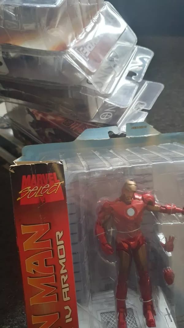 Marvel Select Iron Man 2 Mark IV Armor Action Figure Borders Exclusive ...