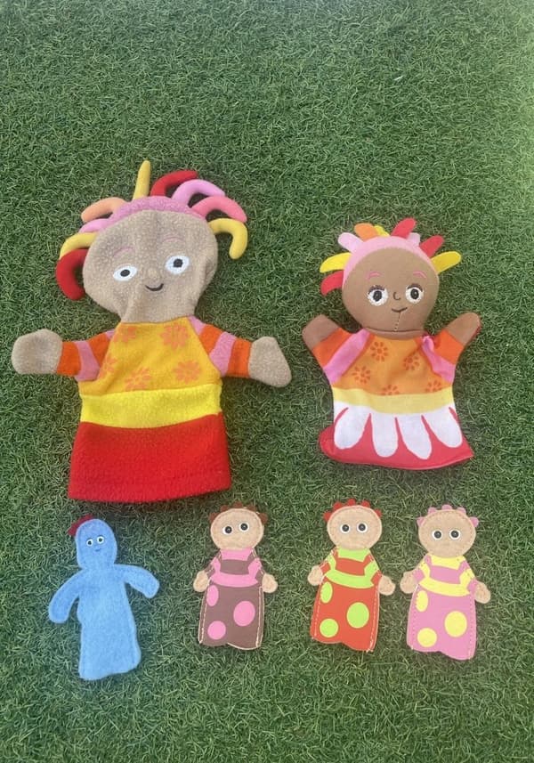 In The Night Garden Tombliboo Iggle Piggle & Upsy Hand & Finger Puppets 2007Rare | CDON