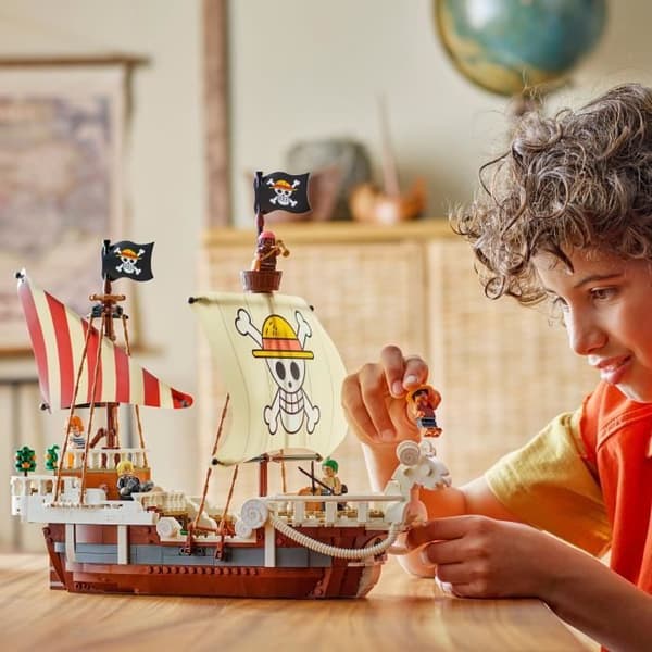LEGO ONE PIECE 75639 Piratske Båten Vogue Merry - Byggleksak för barn ...