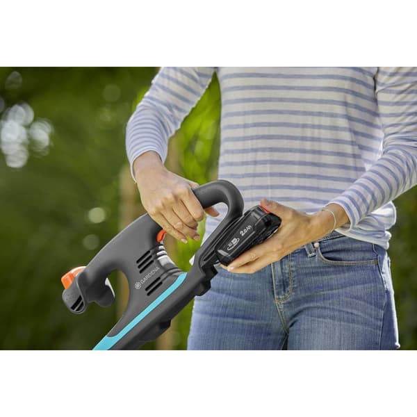 GARDENA EasyCut 40/18V P4A Rea Häcksax Batteri inklusive ...