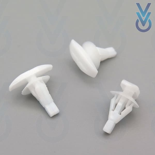 10x Front Door Weatherstrip Clips for some Mitsubishi L200 | CDON