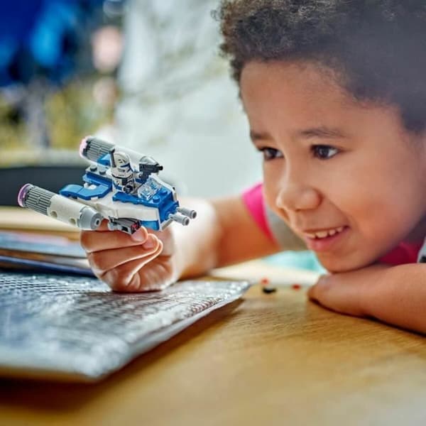 Rakennussetti Lego Captain Rex's Y-Wing Microfighter Monivärinen | CDON