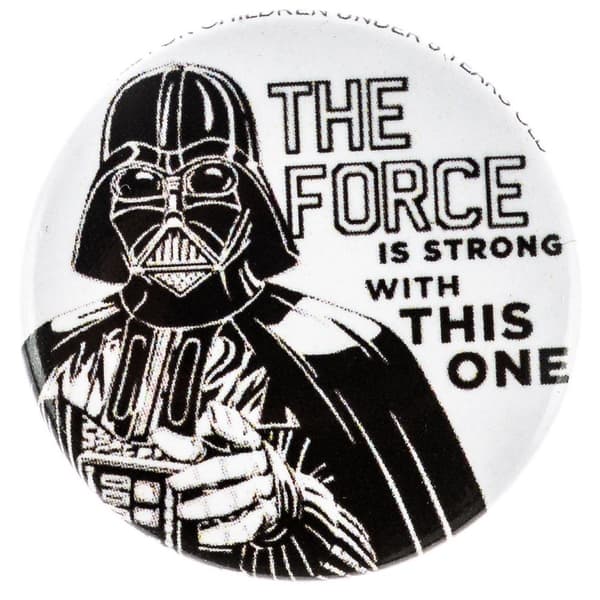 Star Wars The Force Is Strong Darth Vader Badge | CDON