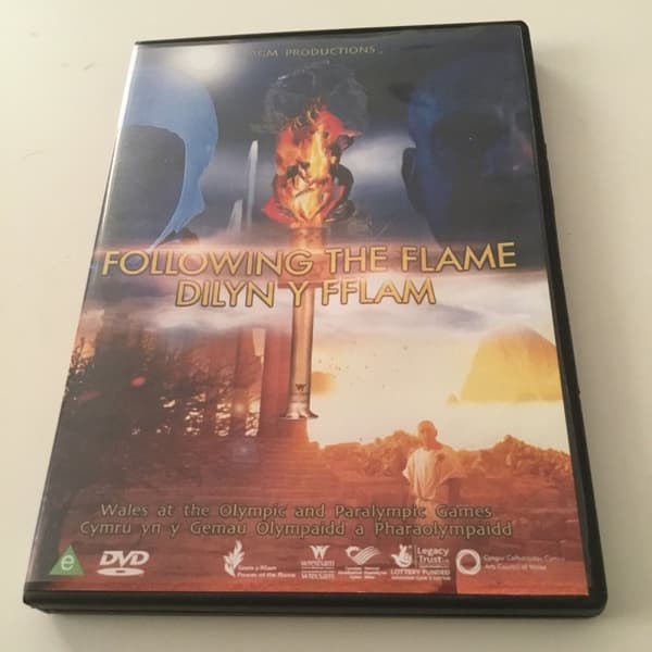 DILYN Y FFLAM . FOLLOWING THE FLAME . Rare Welsh DVD Brand New | CDON