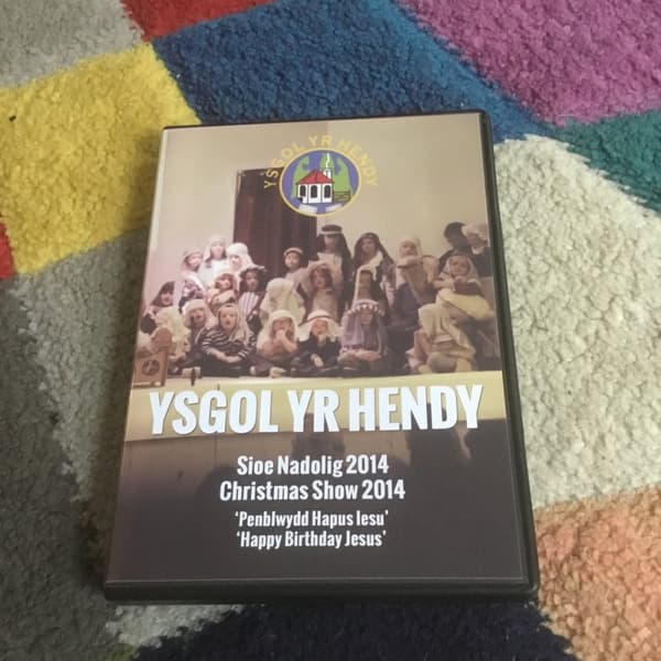 YSGOL YR HENDY . SIOE NADOLIG . Rare Welsh DVD (2014) Brand New | CDON