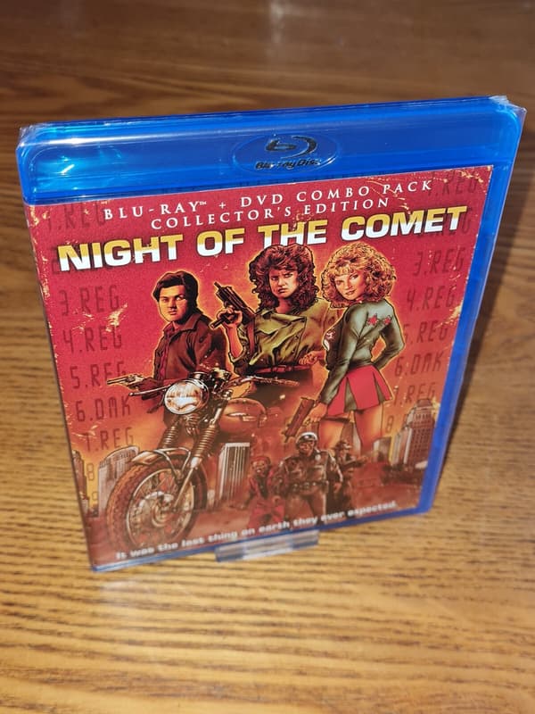 NIGHT OF THE COMET Shout/Scream Factory Collector's Ed. US region Blu ...